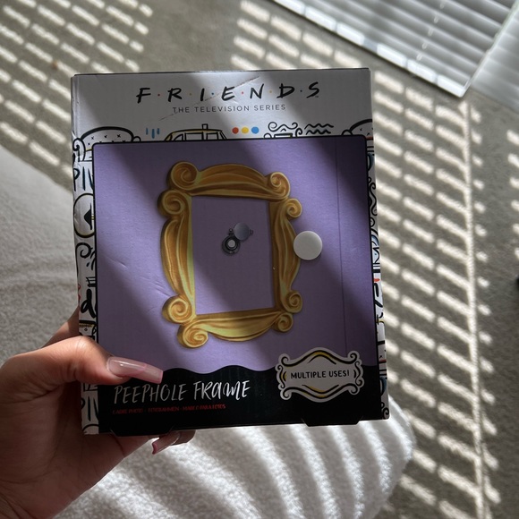 Wall Decor | Friends Peephole Frame | Poshmark